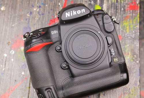 Nikon D3s Body s/n 285
