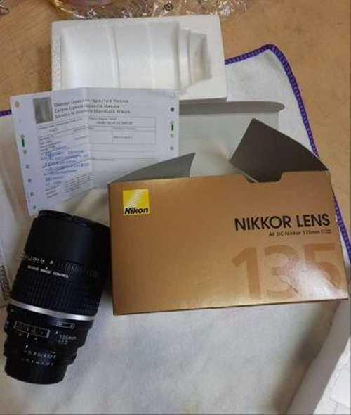 Nikon AF DC-Nikon 135mm f/2d
