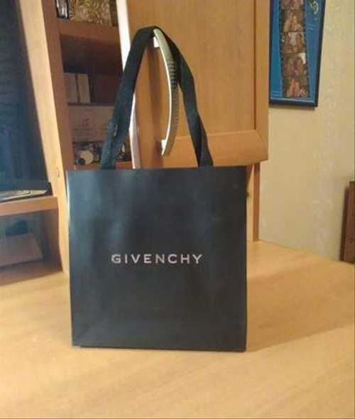 Фирменные пакет givenchy