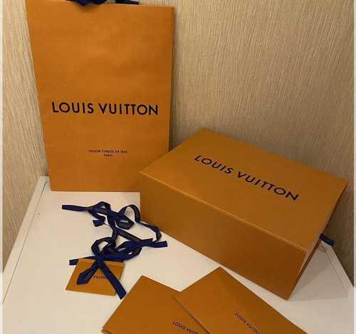 Коробка пакет и конверт louis vuitton