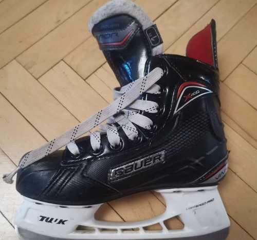 Хоккейные коньки bauer