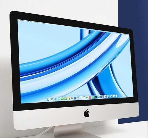 Apple iMac 21.5 (Core i7, 16GB, 1,128GB SSD)