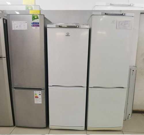 Холодильник indesit SB1670.028