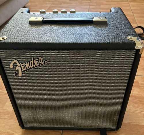 Басовый комбоусилитель fender Rumble 25