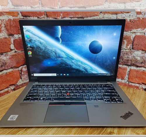 Ноутбук Lenovo с процессором i7-10 и win 10