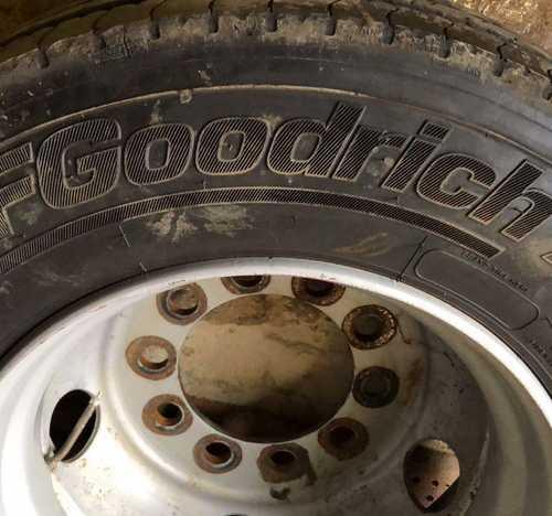 Колесо с диском 235/75 R17.5 под Трал