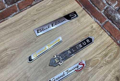 Эмблема excalibur black edition S grand touring S