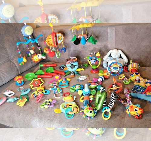 Развивающие игрушки и мобили Lamaze, Taf toys