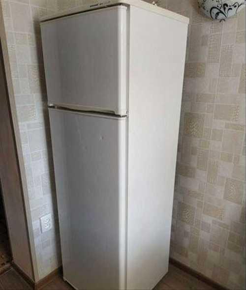 Холодильник бу сломанный
