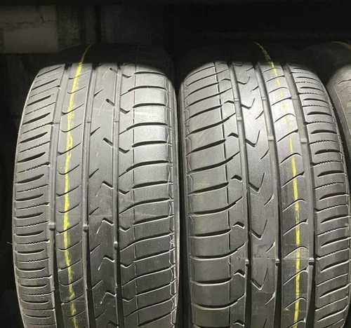 Toyo Tranpath MPZ 215/55 R17 96P