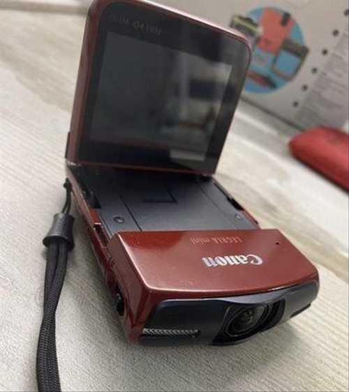Видеокамера Canon Legria mini