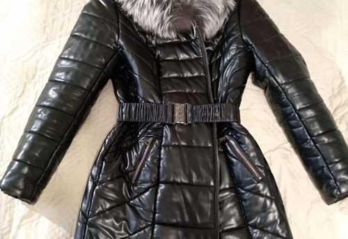 Пальто-куртка из прессованной кожи. 50-52 разм