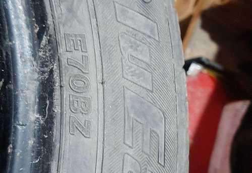 Yokohama BluEarth E70BZ 215/55 R17