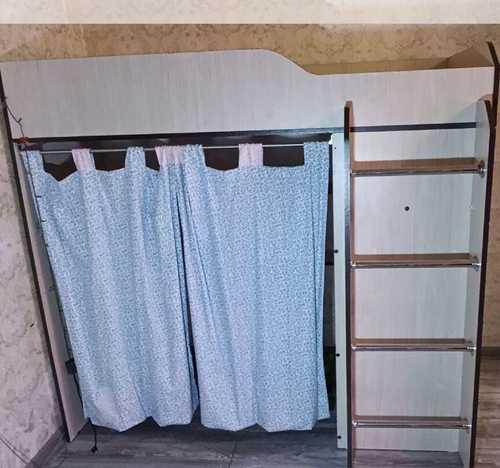Кровать двухъярусная со шкафом