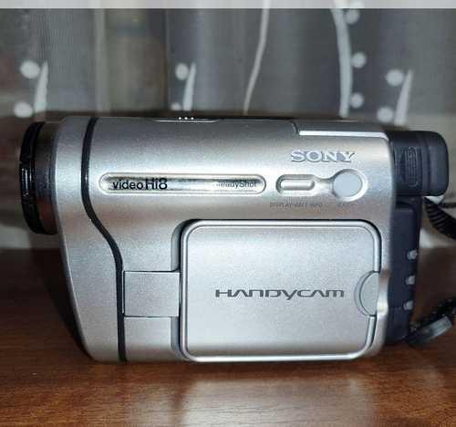 Видеокамера Sony cсd-TRV438Е