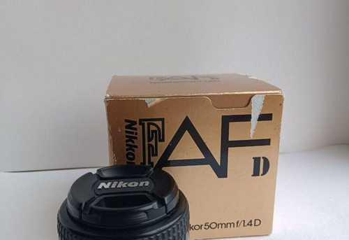 Nikon 50mm f/1.4D косметический нюанс