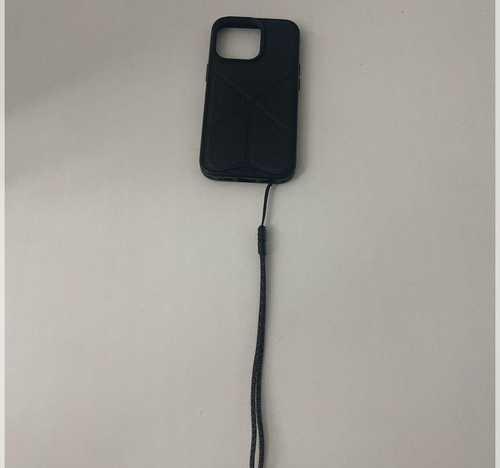 Чехол uniq с подставкой на iPhone 13 Pro