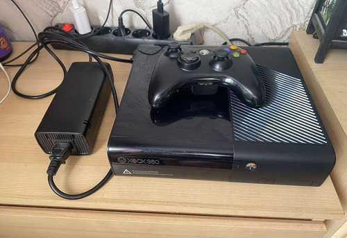 Xbox 360e 250g freeboot