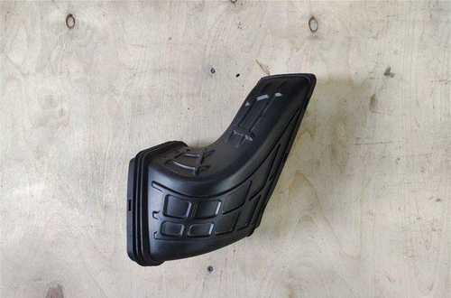 Воздуховод Audi A4 B8