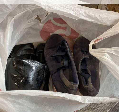 Пакет женских вещей 44-50 и пакет обуви