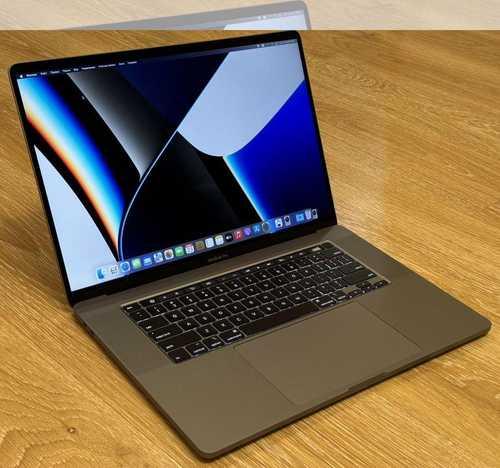 Новый Macbook Pro 16 2019 i7/32gb/1TB SSD