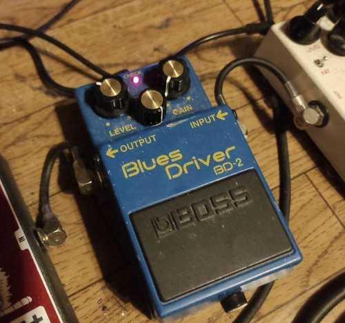 Boss blues driver овердрайв overdrive педаль