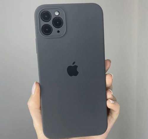 Силиконовый серый чехол на iPhone 11 pro max