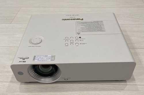 Проектор panasonic PT-VW430, 6000 люмен, “HD”