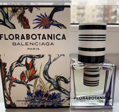 Florabotanica Balenciaga