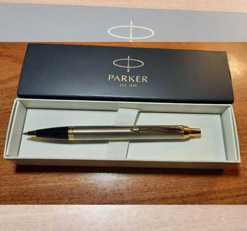 Шариковая ручка parker