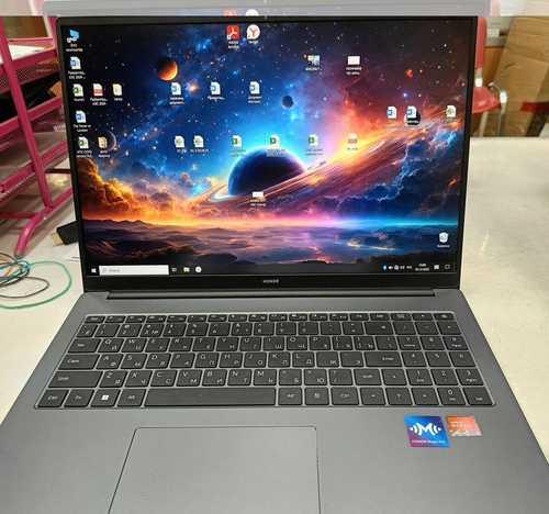 16" HONOR MagicBook X 16 BRN-H56, Ryzen 5, RAM 16 ГБ, 512 ГБ, Radeon 760M