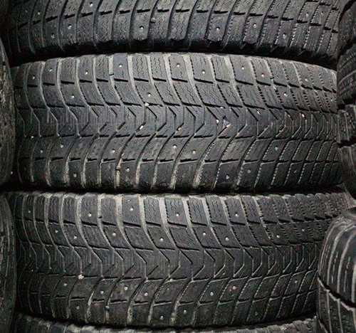 Michelin Maxi Ice 215/65 R16