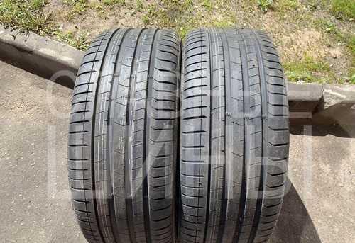 Pirelli P Zero PZ4 235/50 R19 99W
