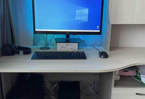 Компьютер + компьютерный стол