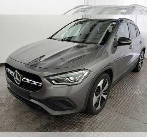 В разборе Mercedes-Benz GLA H247