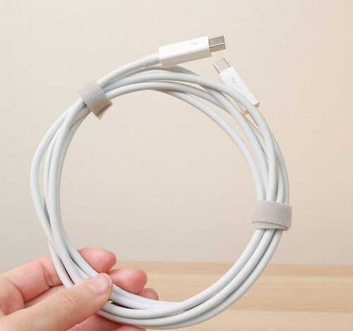 Новый кабель оригинальный Apple Thunderbolt 2