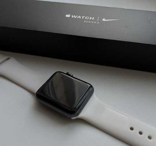 Часы apple watch 3 42mm nike