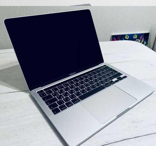 MacBook Pro 13 i5 2020 16/1TB