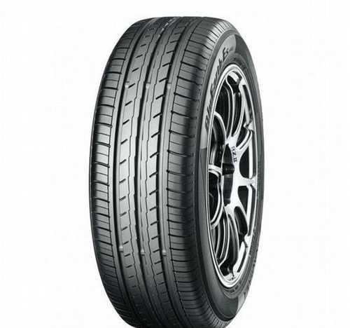 Yokohama BluEarth-ES ES32 215/55 R17 94V