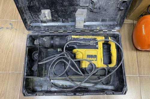 Перфоратор Dewalt D 25121