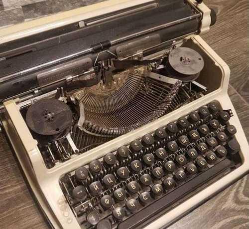 Печатная пишущая машинка пп-305-01 1989 г