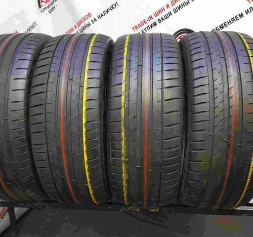Michelin Pilot Sport 4 245/40 R20 99Y
