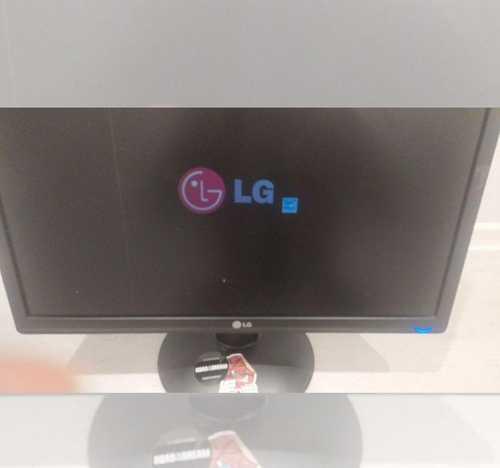 Монитор LG 22