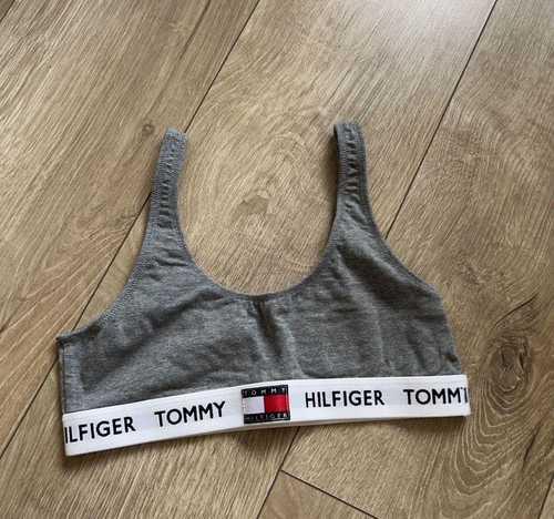 Топ Tommy Hilfiger новый