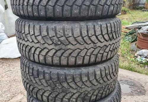 Kumho 823 Power Guard AT 235/60 R17
