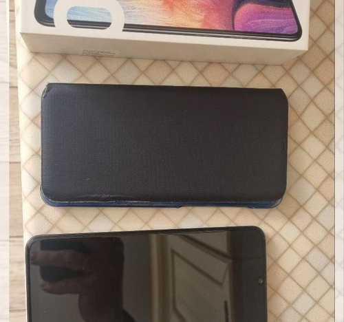 Samsung Galaxy A50, 6/128 ГБ