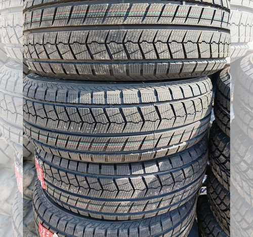 iLink Winter IL868 215/60 R16 99H