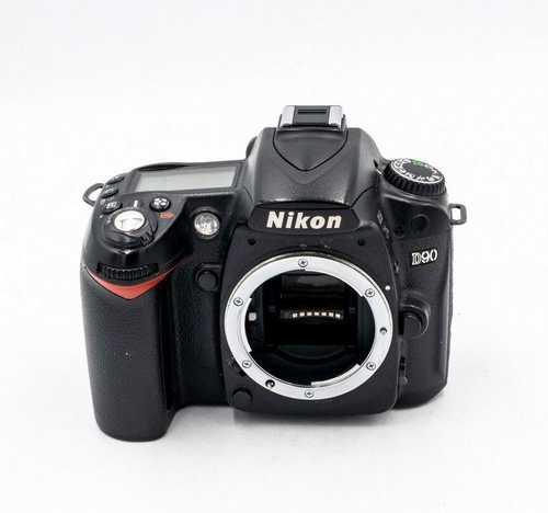 Зеркальный фотоаппарат Nikon D90 Body