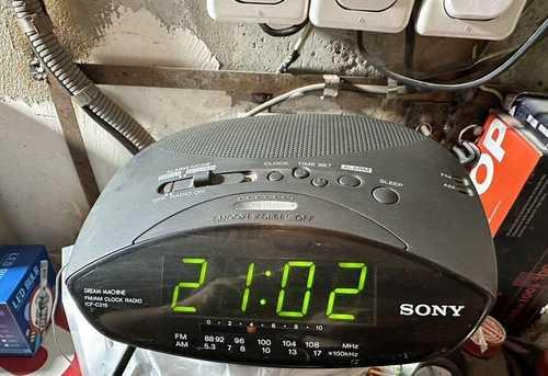 Радио, часы, будильник Sony