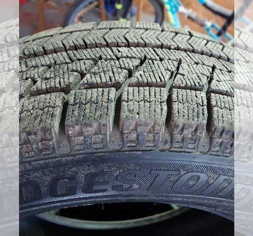 Bridgestone Blizzak VRX2 195/65 R15